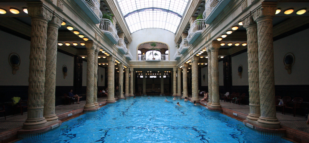 9 bains chauds à Budapest : 4 célèbres & 5 secrets
